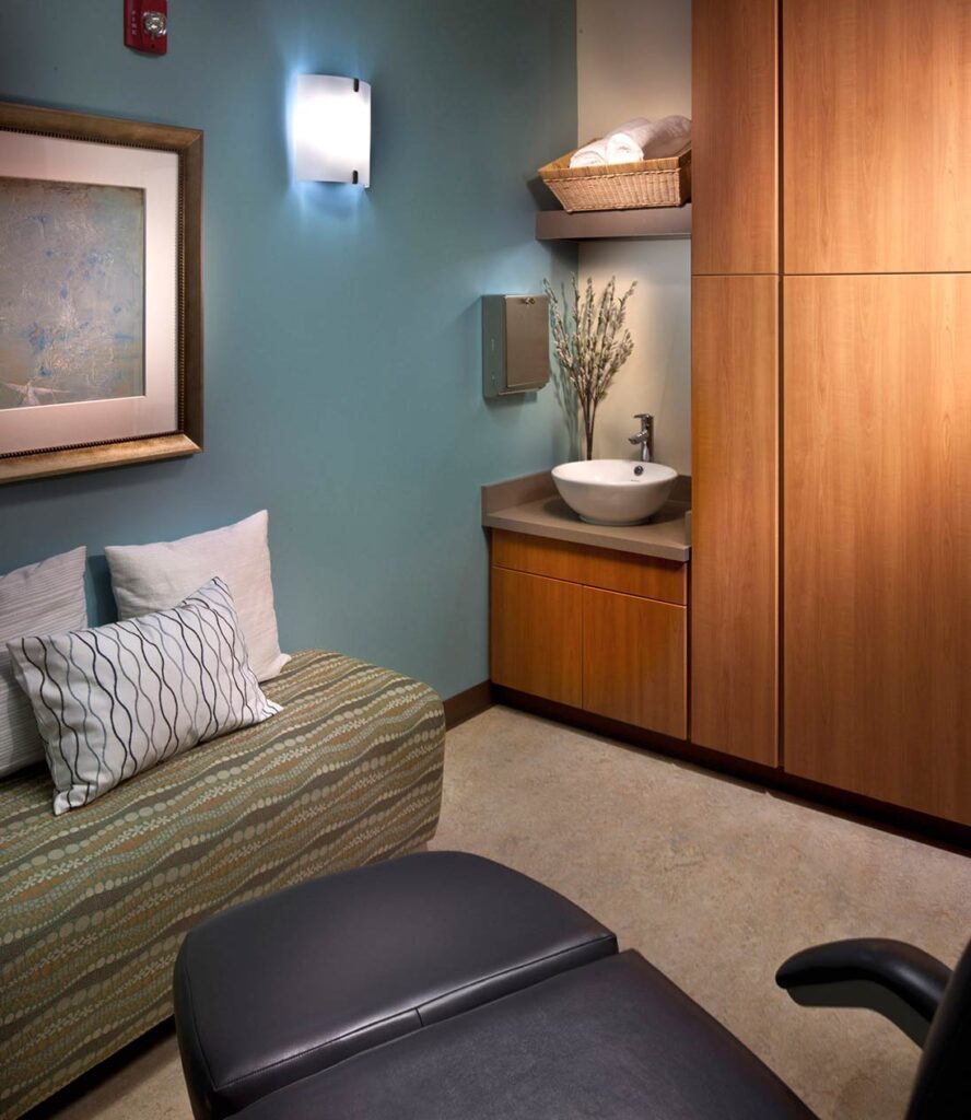 Cosmetic Surgery Clinic – Clark/Kjos Architects